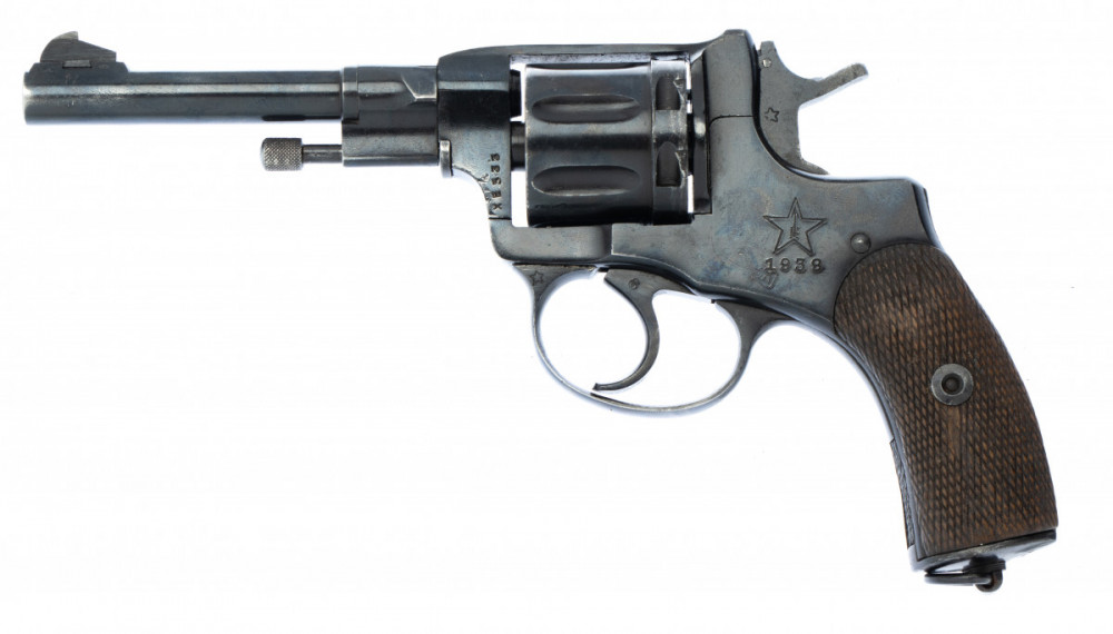 Revolver Nagant M1895 | BEAREKA s.r.o.