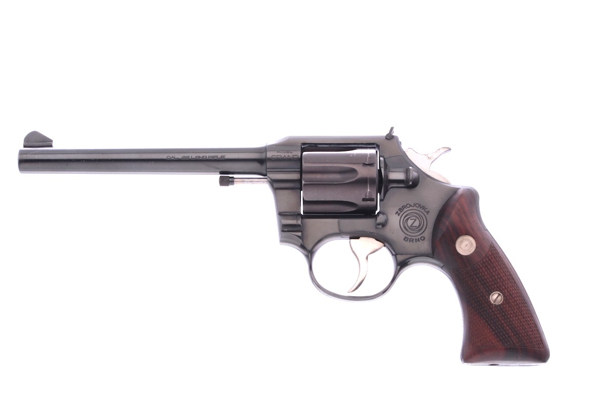 Revolver ČZ Grand | BEAREKA s.r.o.