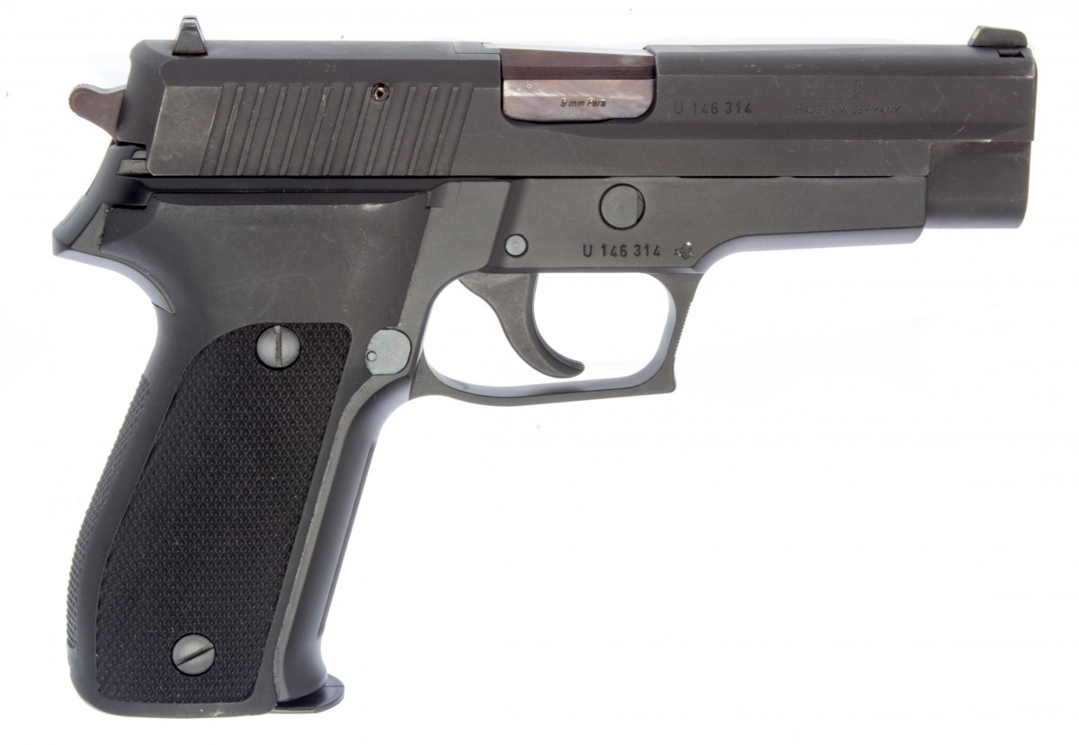 Samonabíjecí pistole Sig Sauer P 226 | BEAREKA s.r.o.
